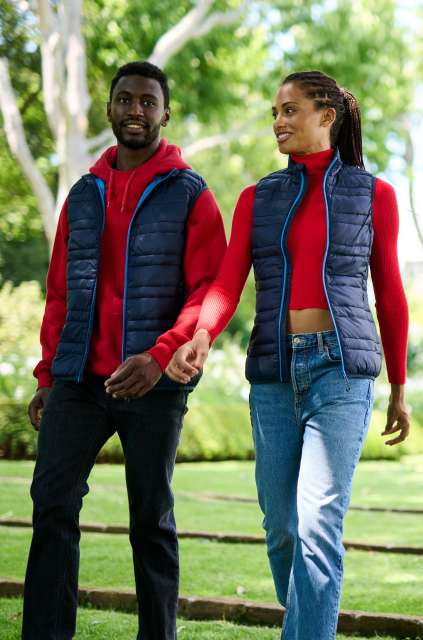 Wholesale Clothing - Bulk Clothing at Case & Piece Pricing | UTT Europe Kft